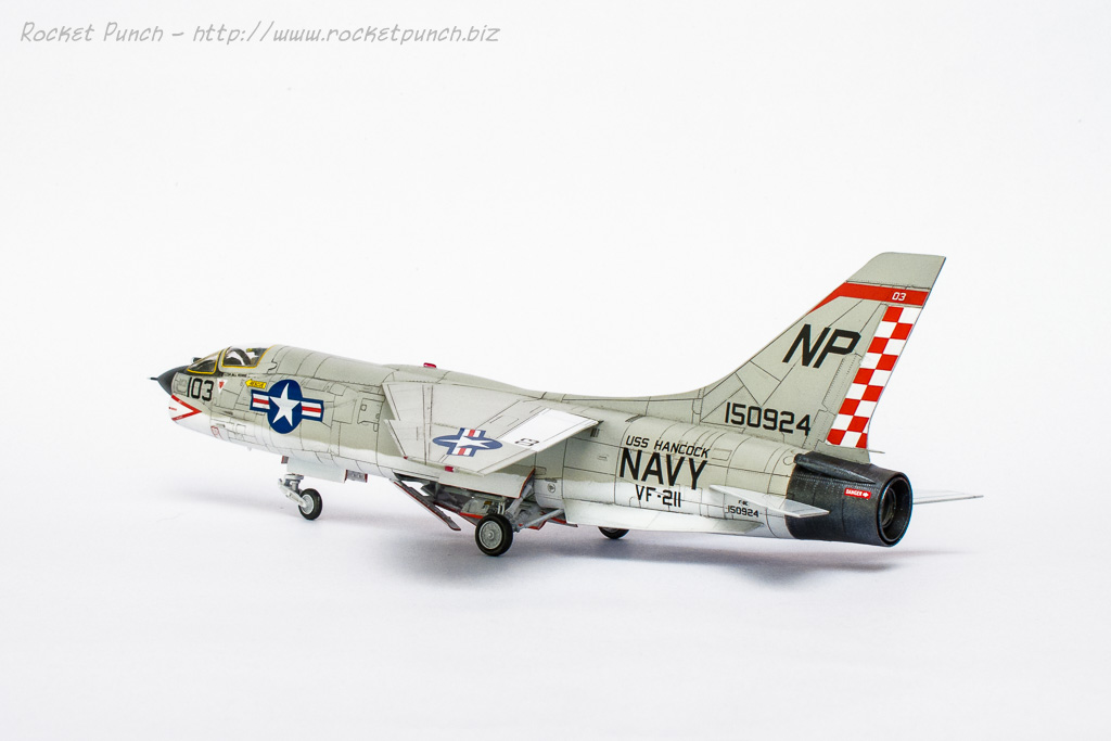 Completed Academy 1 72 Vought F 8e Crusader Rocket Punch