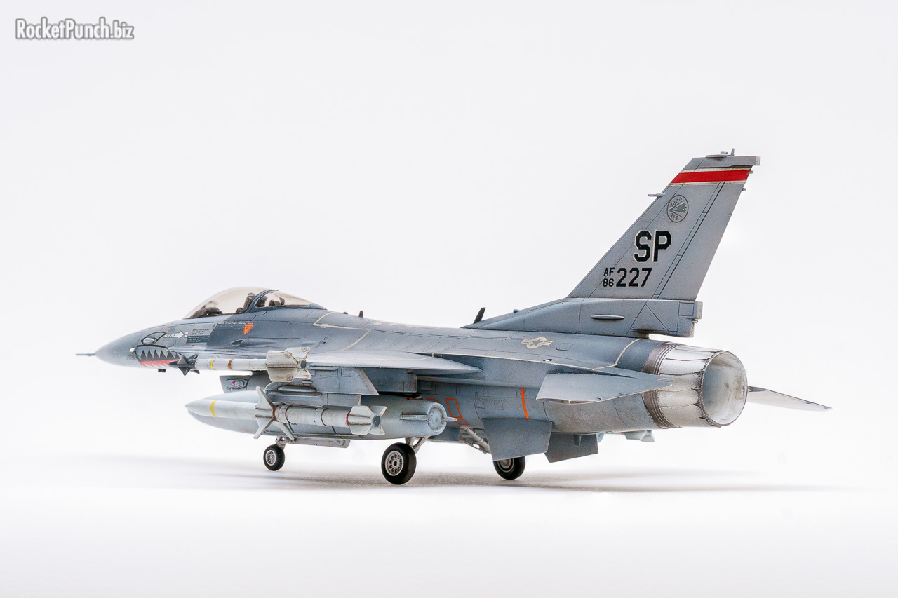 Completed : Hasegawa 1/72 Lockheed Martin F-16C Block 30 Fighting ...