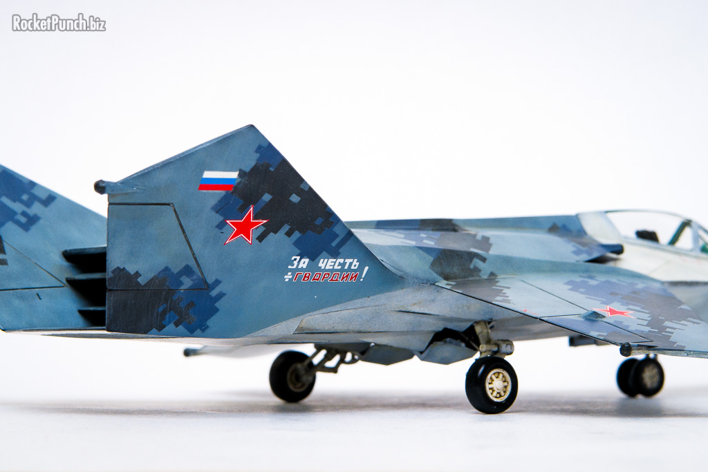 Completed : Italeri 1/72 Mikoyan Gurevich MiG-37B Ferret E – Rocket ...