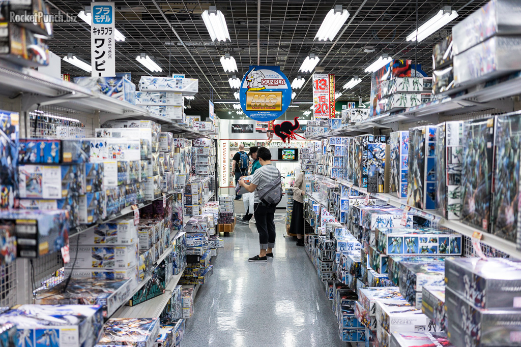 Scale model shopping in Akihabara, Tokyo – Rocket Punch – https://www ...