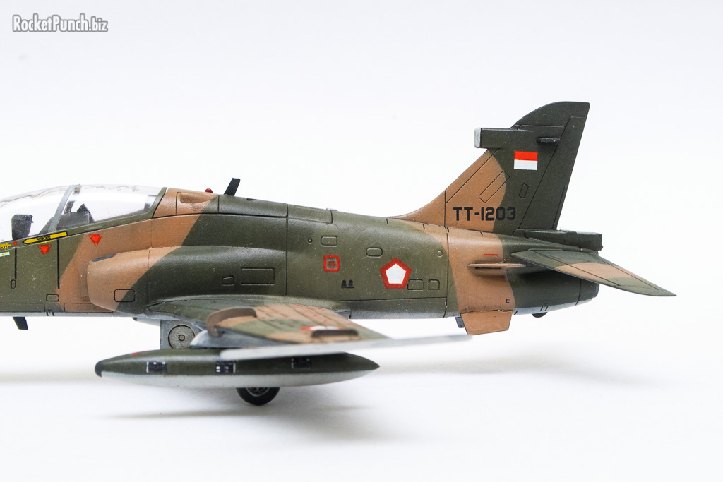 Airfix 1/72 BAE Systems Hawk 109 ‘TNI-AU’ – Rocket Punch – https://www ...